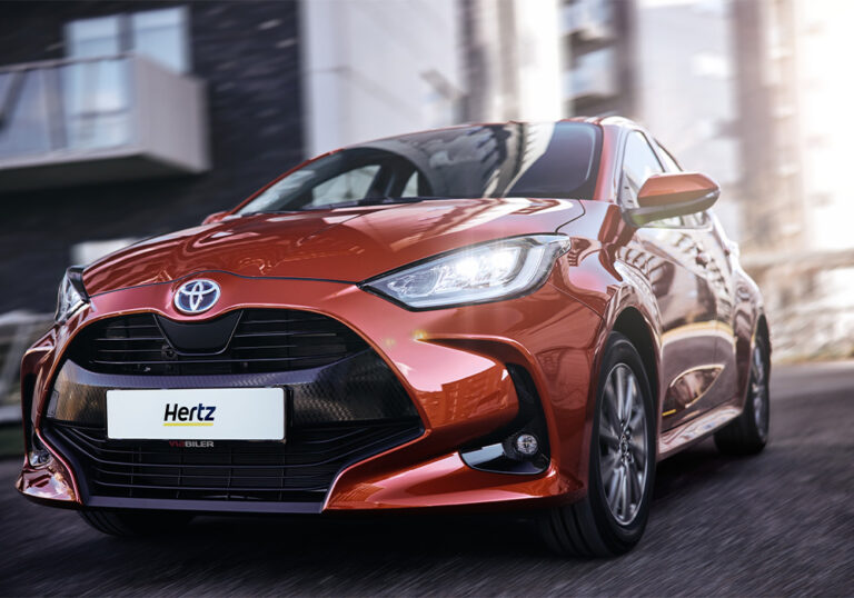 Toyota Yaris Hybrid (Privat) - Hertz minilease